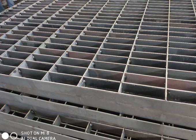 Q235/S235jr Press Lock Steel Grating Untreatment 15 - W- 4 1000*1000 mm