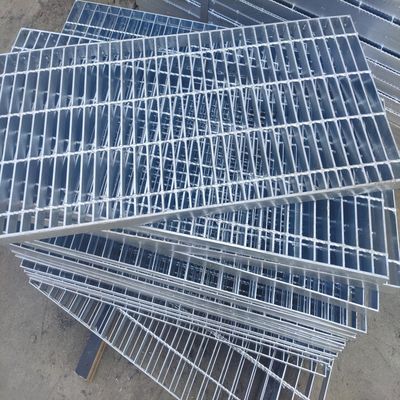 Non Skid Welding Grating Trench Cover , Metal Driveway Drainage Grates