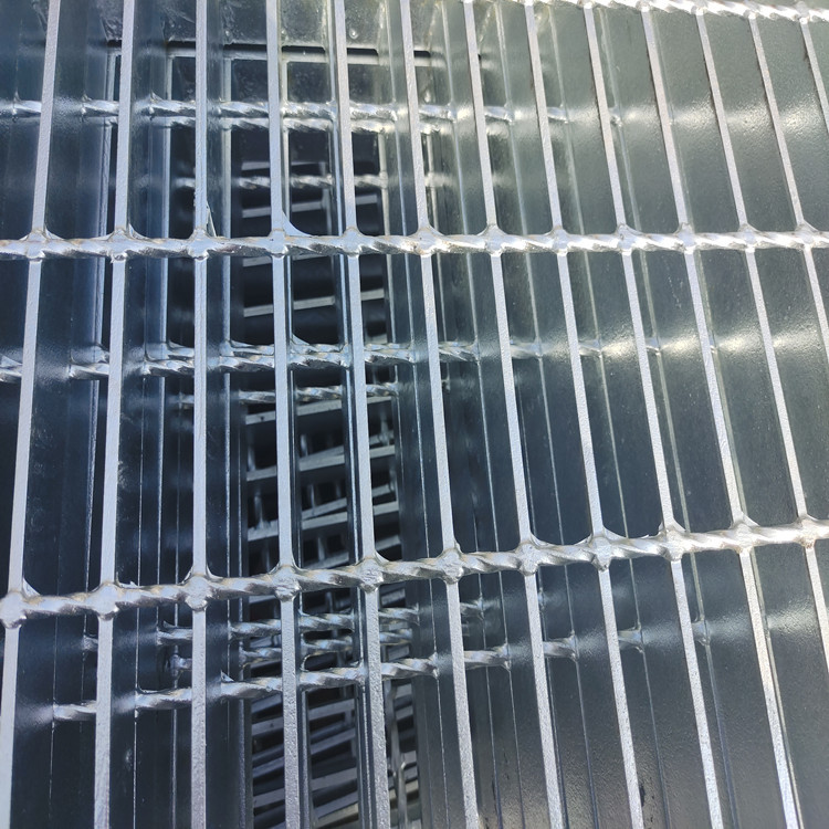 300*800mm Anti Slip Steel Grating Steel Drainage Covers Corrosion Proof