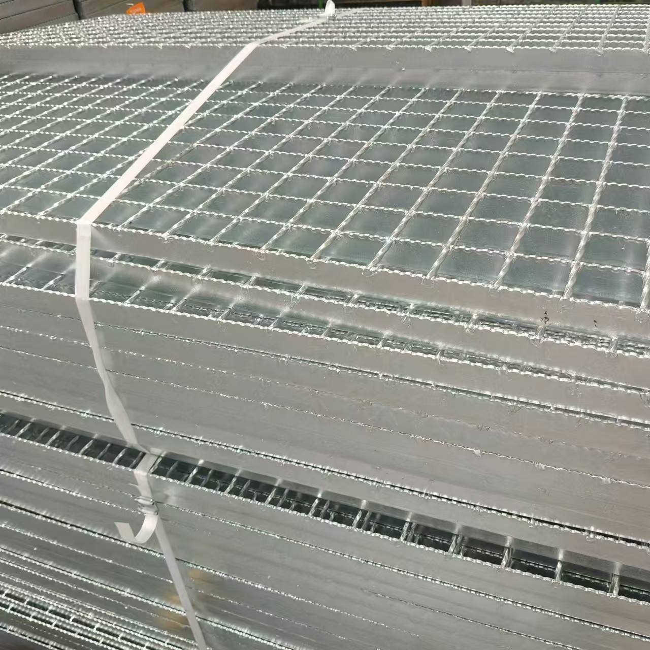 The new welding process can be used as steel grid for mine tunnel ...