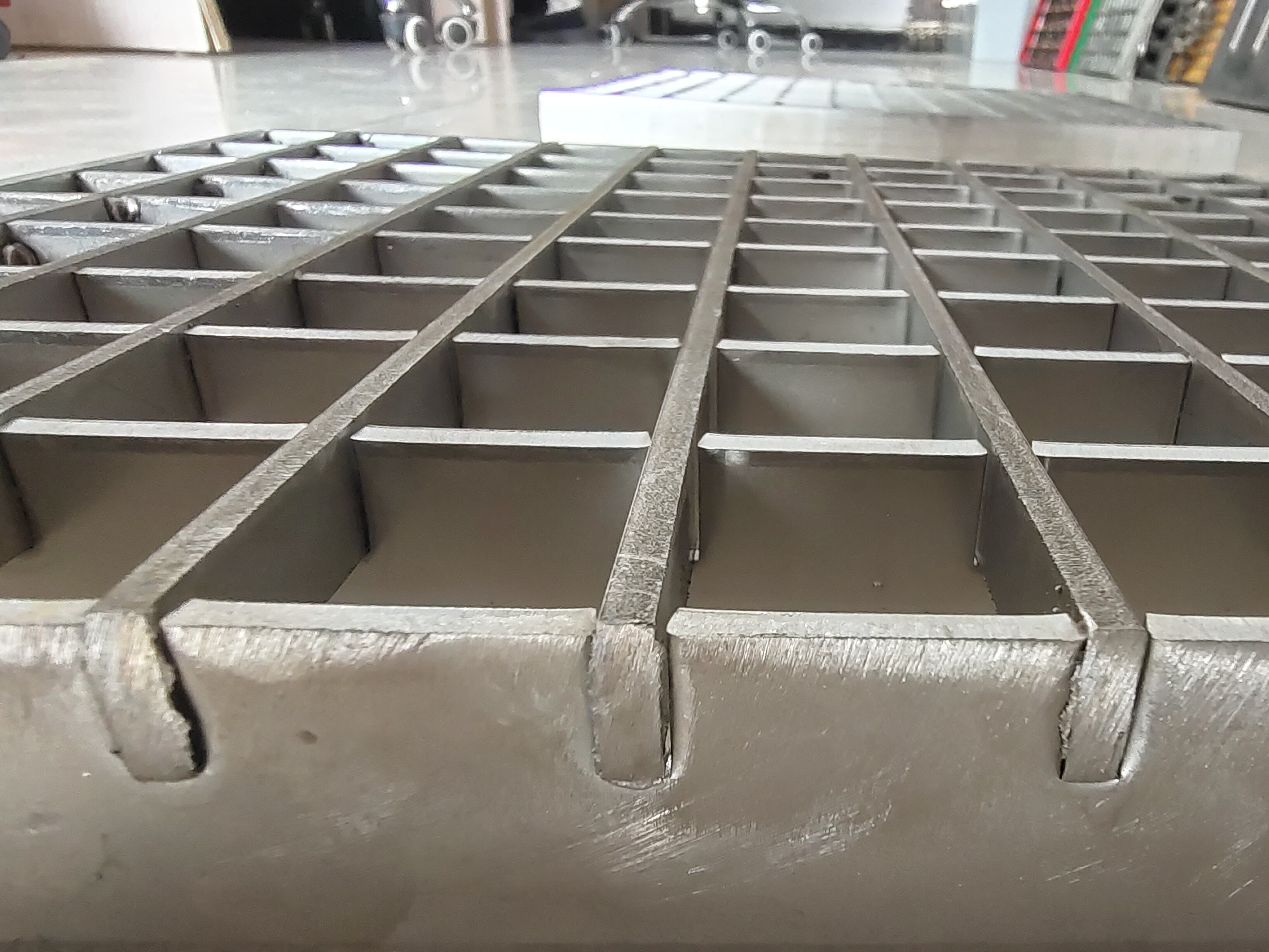 30mm Bearing aluminum open bar grating Open Mesh Corrosion Resistant ...
