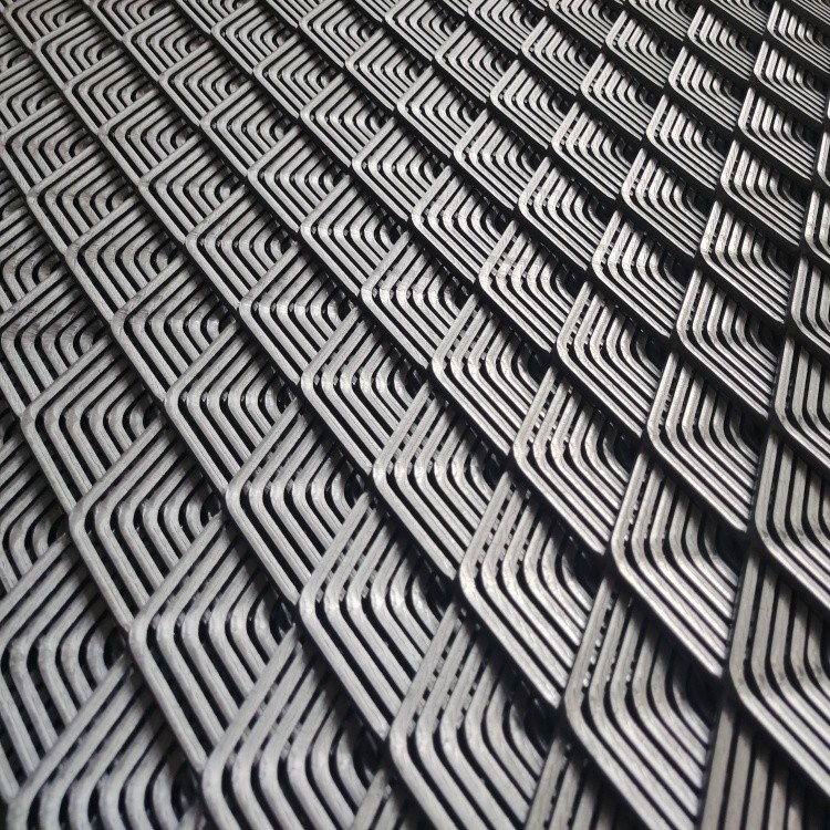 30mm X 10mm Opening Expanded Metal Mesh Machine Made In For Q235 Raw ...