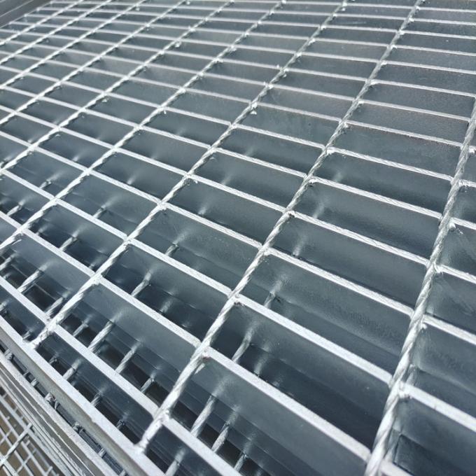 Welded Heavy Steel Grating Hot Dip Galvanized Cross Bar 6x6mm